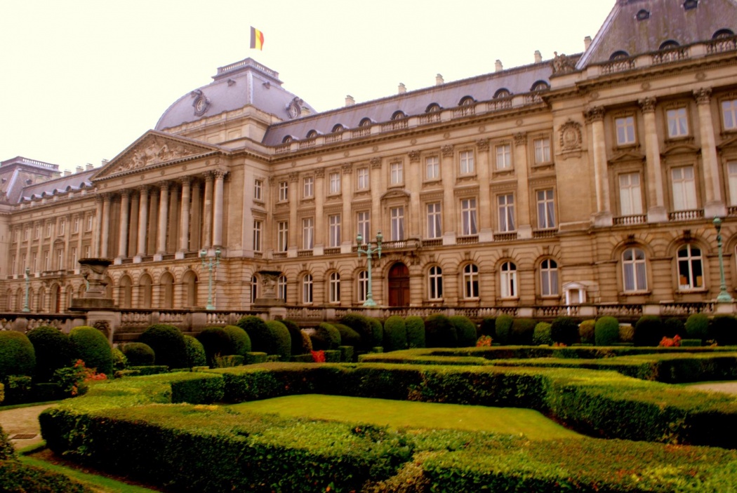 Palacio Real Bruselas - Wander on World | Travel. Discover. Feel.